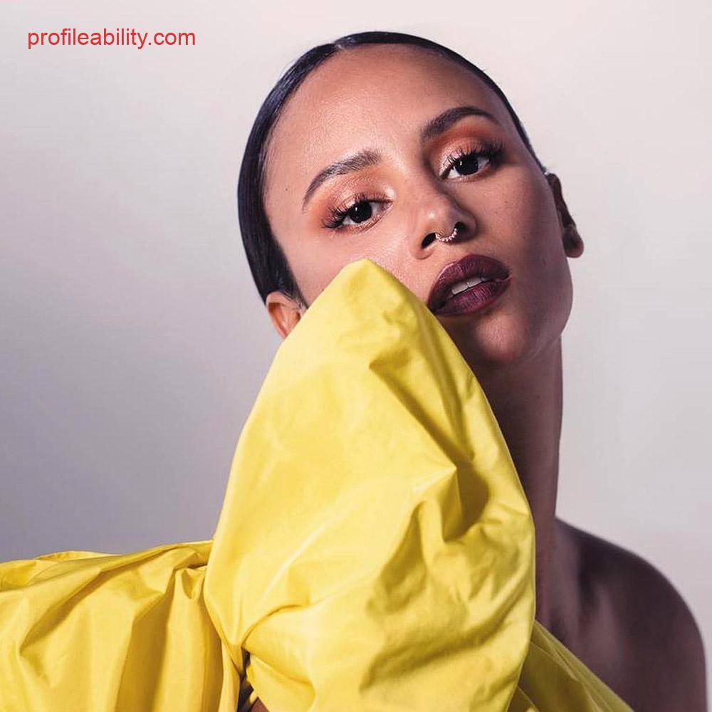 Mayra Andrade Biography, Music, Videos, Booking - ProfileAbility
