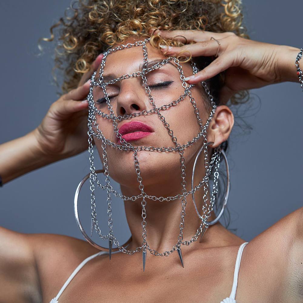 Meryem Saci Biography, Videos, Booking - ProfileAbility